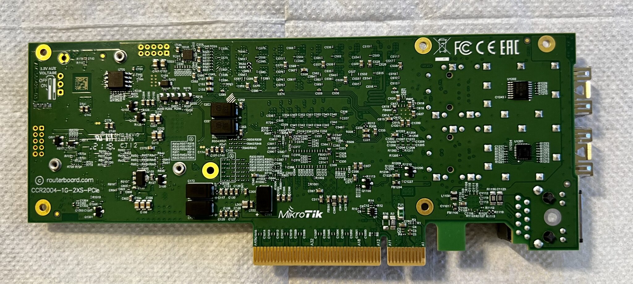 Mikrotik CCR2004-1G-2XS-PCIe 实际CPU型号及拆解分析 - WuSiYu Blog